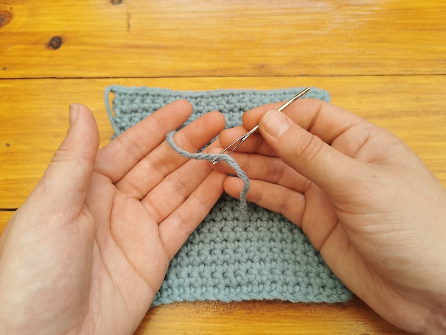 How to crochet: For Absolute beginners · Hopelessly Devoted Crochet