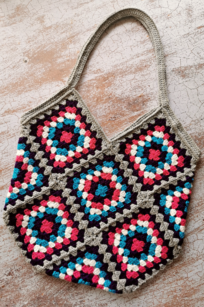 Granny Square Tote Bag · Hopelessly Devoted Crochet
